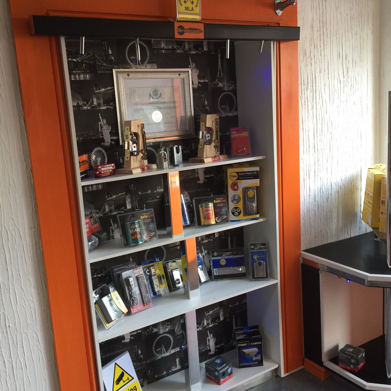 Locks in the City locksmith shop in Dagenham - Locks in the City Ltd